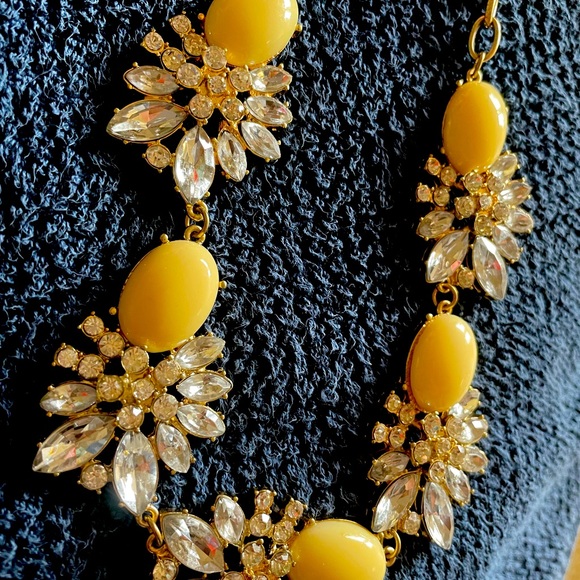 Jewelry | Lovely Necklace With Crystals Rich Creamy Color Sits Right ...